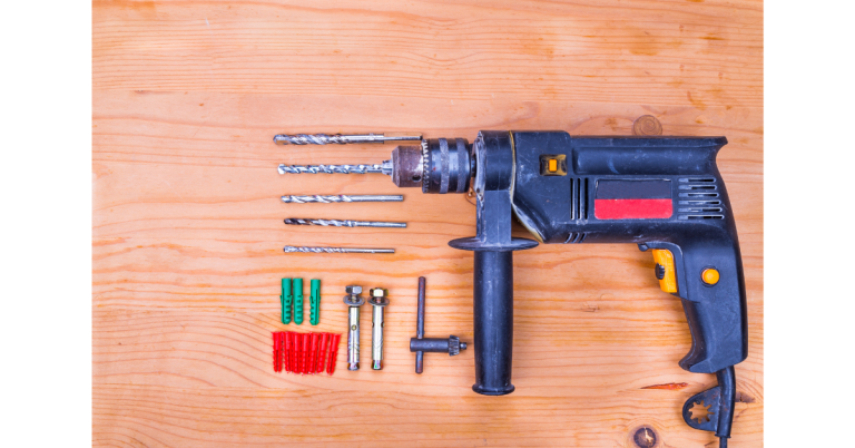 How to Mount a Monitor – With or Without Drilling Holes!